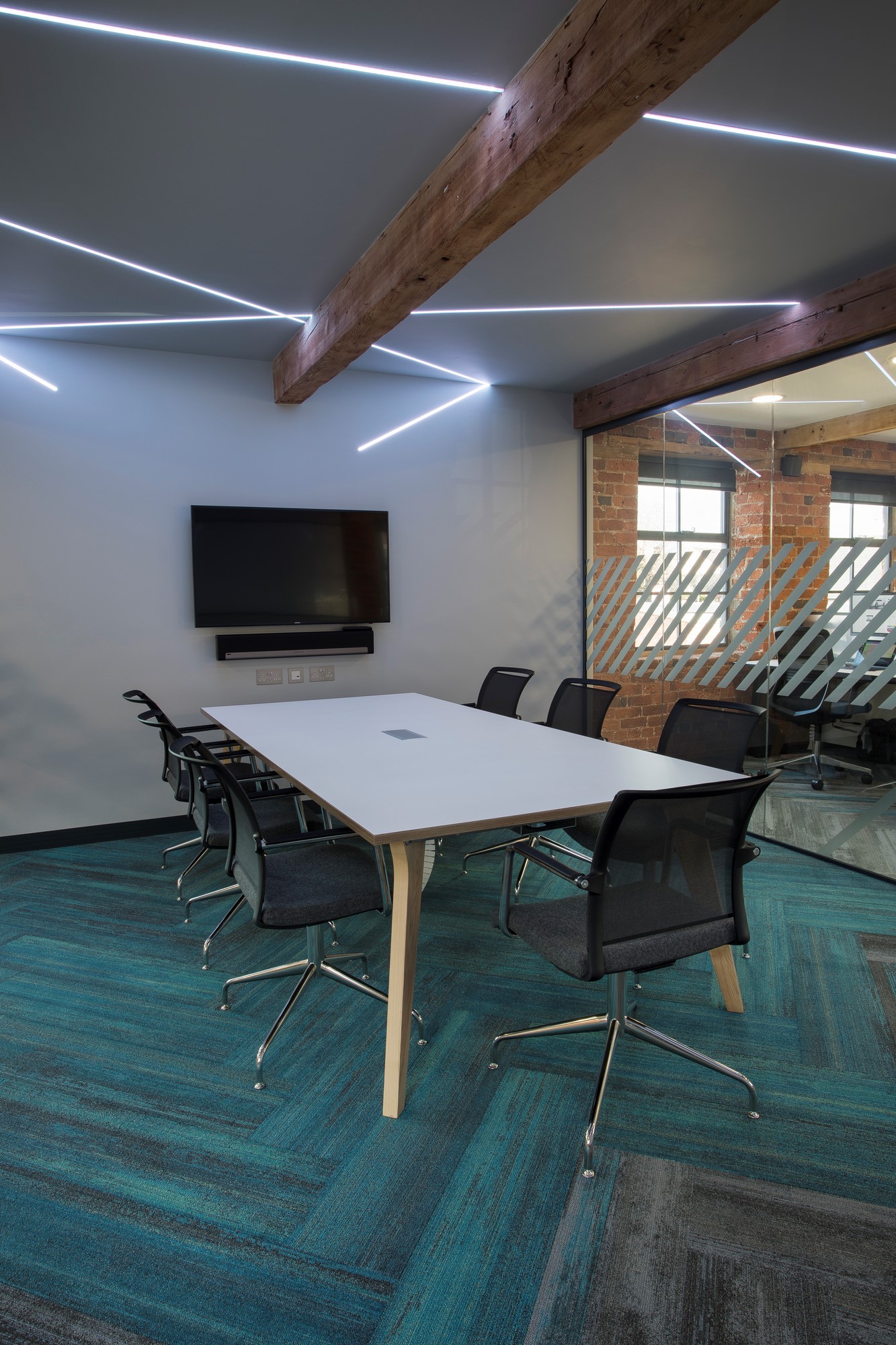 Lux Boardroom Table - Elite Office Furniture UK Limited